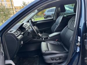 Blue Skoda SuperB 2016 in Vilnius, with an engine capacity of 2.00 L and mileage of 285 thousand km for 11800 €, photo 23 on AUTOMOTO.COM.LV