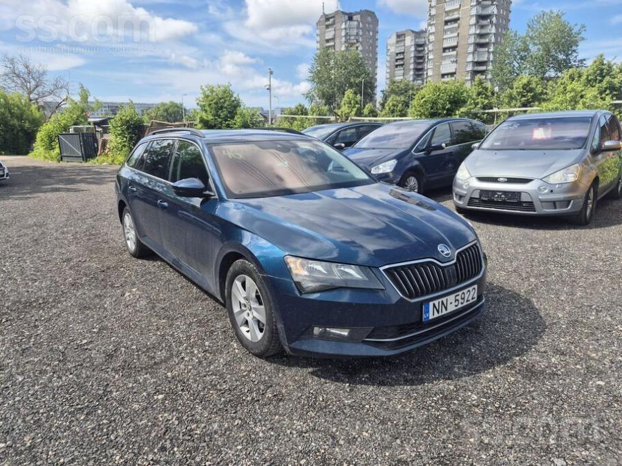 Zils Skoda SuperB 2017 Rīga, ar dzinēja tilpumu 1.60 L un nobraukumu 209 tūkst. km par 12490 €, foto 2 vietnē AUTOMOTO.COM.LV
