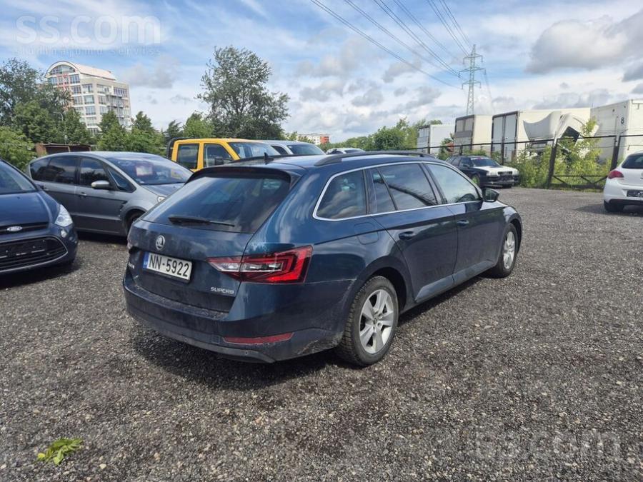 Zils Skoda SuperB 2017 Rīga, ar dzinēja tilpumu 1.60 L un nobraukumu 209 tūkst. km par 12490 €, foto 6 vietnē AUTOMOTO.COM.LV