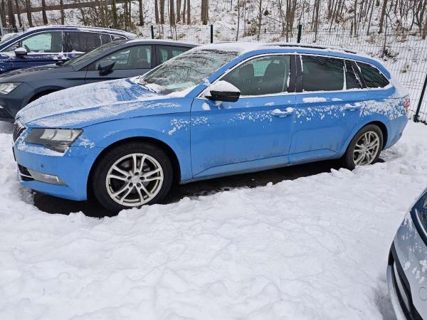 Blue Skoda SuperB 2017 in Kaunas, with an engine capacity of 1.97 L and mileage of 320 thousand km for 7400 €, photo 1 on AUTOMOTO.COM.LV