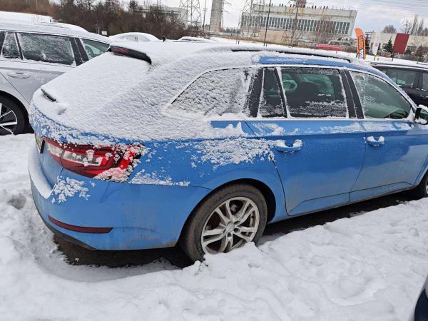 Blue Skoda SuperB 2017 in Kaunas, with an engine capacity of 1.97 L and mileage of 320 thousand km for 7400 €, photo 9 on AUTOMOTO.COM.LV