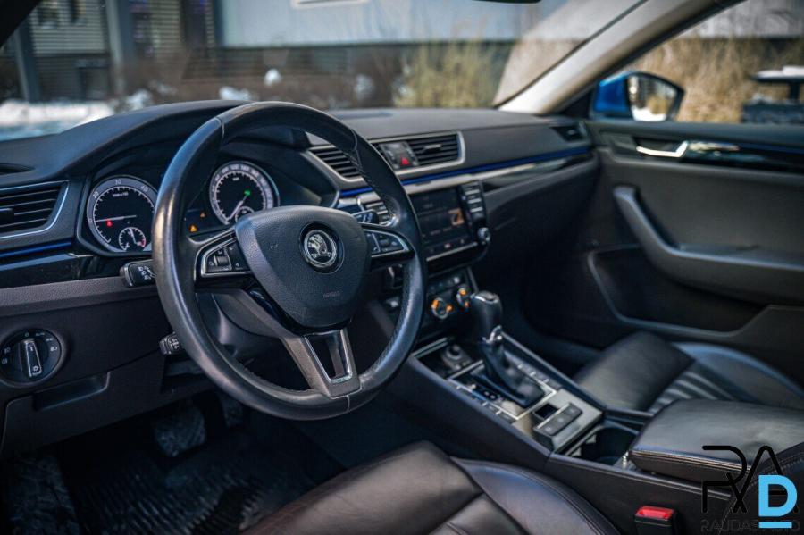 Zils Skoda SuperB 2017 Rīga, ar dzinēja tilpumu 2.00 L un nobraukumu 169 tūkst. km par 14990 €, foto 7 vietnē AUTOMOTO.COM.LV