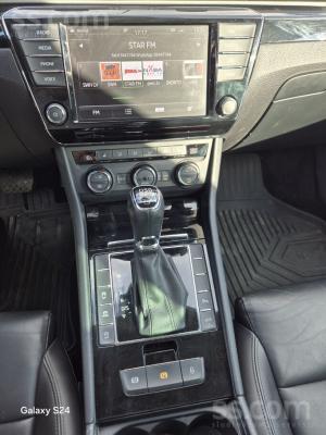 Zils Skoda SuperB 2017 Rīga, ar dzinēja tilpumu 2.00 L un nobraukumu 228 tūkst. km par 12800 €, foto 14 vietnē AUTOMOTO.COM.LV