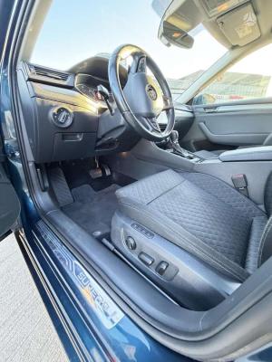Blue Skoda SuperB 2017 in Vilnius, with an engine capacity of 1.97 L and mileage of 352 thousand km for 8500 €, photo 7 on AUTOMOTO.COM.LV