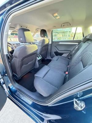 Blue Skoda SuperB 2017 in Vilnius, with an engine capacity of 1.97 L and mileage of 352 thousand km for 8500 €, photo 9 on AUTOMOTO.COM.LV
