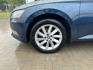 Zils Skoda SuperB 2017 Šauļi, ar dzinēja tilpumu 1.97 L un nobraukumu 139 tūkst. km par 13500 €, foto 12 vietnē AUTOMOTO.COM.LV