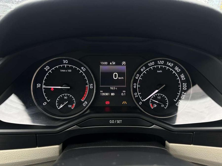 Zils Skoda SuperB 2017 Šauļi, ar dzinēja tilpumu 1.97 L un nobraukumu 139 tūkst. km par 13500 €, foto 21 vietnē AUTOMOTO.COM.LV