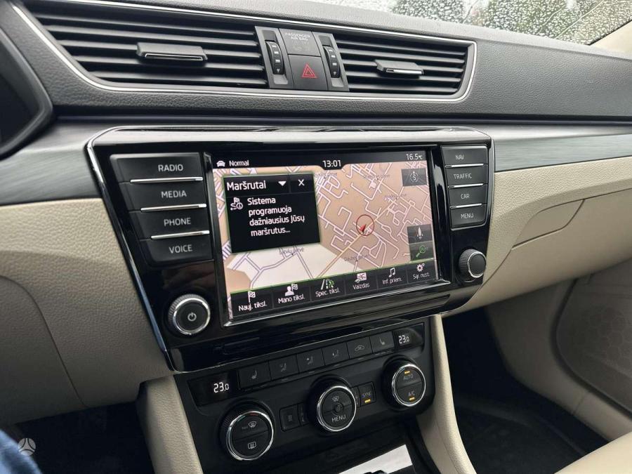 Zils Skoda SuperB 2017 Šauļi, ar dzinēja tilpumu 1.97 L un nobraukumu 139 tūkst. km par 13500 €, foto 28 vietnē AUTOMOTO.COM.LV