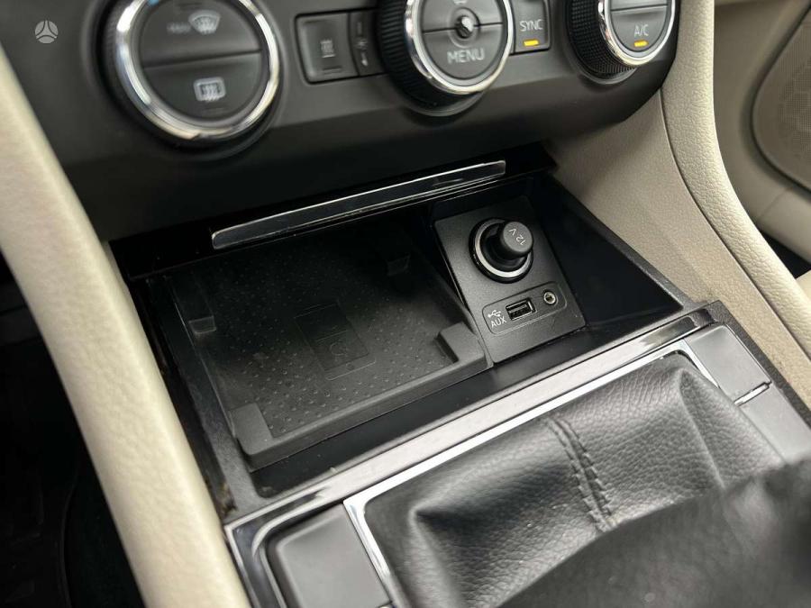 Zils Skoda SuperB 2017 Šauļi, ar dzinēja tilpumu 1.97 L un nobraukumu 139 tūkst. km par 13500 €, foto 37 vietnē AUTOMOTO.COM.LV