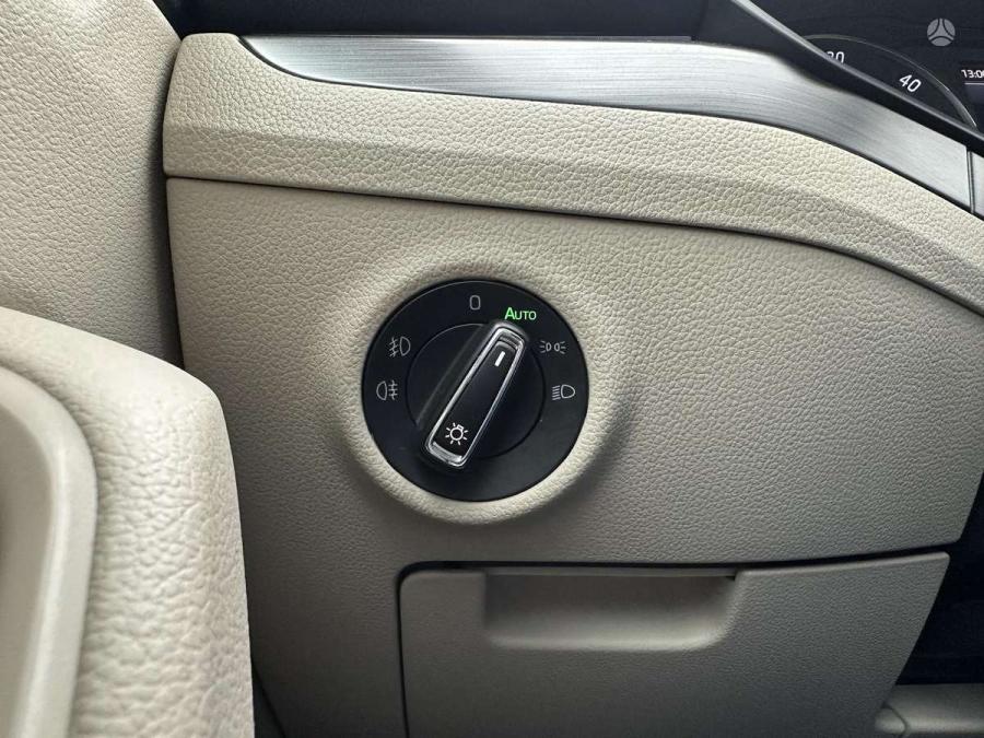 Zils Skoda SuperB 2017 Šauļi, ar dzinēja tilpumu 1.97 L un nobraukumu 139 tūkst. km par 13500 €, foto 41 vietnē AUTOMOTO.COM.LV