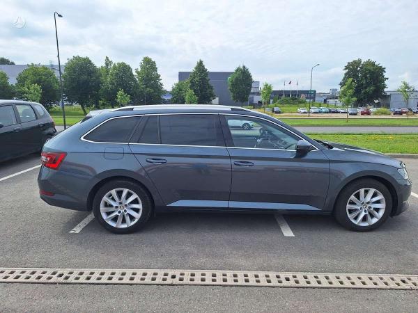 Blue Skoda SuperB 2017 in Kaunas, with an engine capacity of 1.60 L and mileage of 237 thousand km for 11700 €, photo 4 on AUTOMOTO.COM.LV