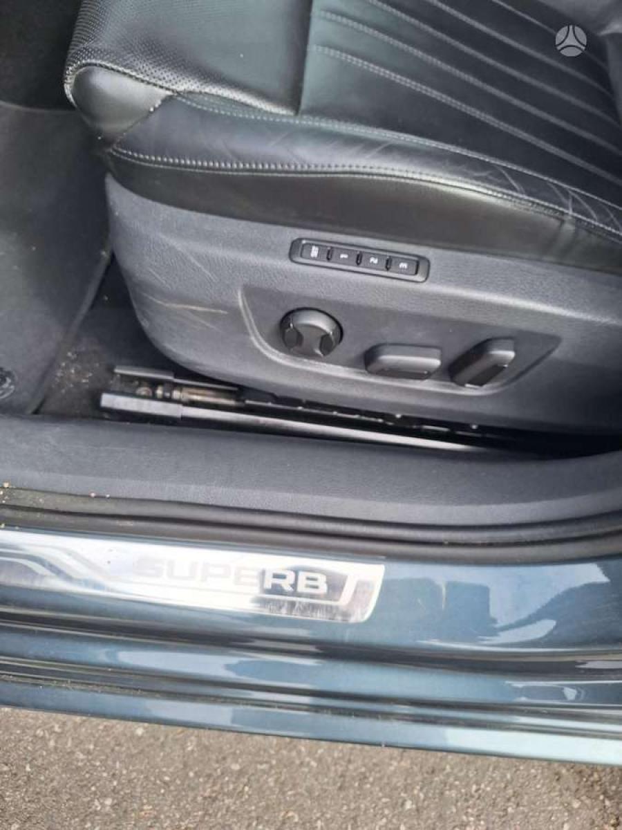 Zils Skoda SuperB 2017 Kauņa, ar dzinēja tilpumu 1.60 L un nobraukumu 237 tūkst. km par 11700 €, foto 11 vietnē AUTOMOTO.COM.LV