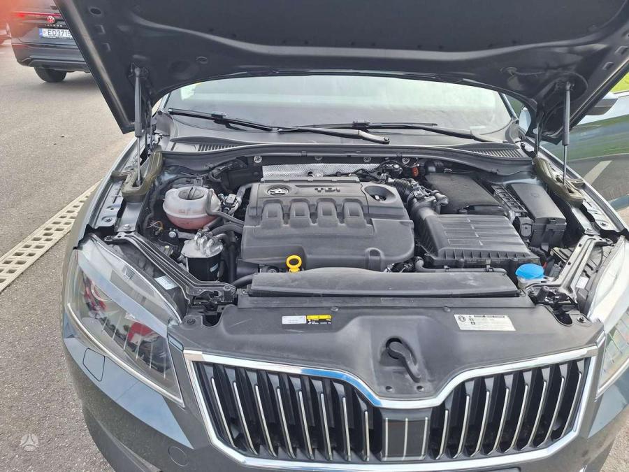 Zils Skoda SuperB 2017 Kauņa, ar dzinēja tilpumu 1.60 L un nobraukumu 237 tūkst. km par 11700 €, foto 24 vietnē AUTOMOTO.COM.LV