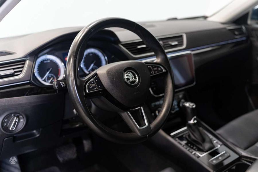 Zils Skoda SuperB 2017 Viļņa, ar dzinēja tilpumu 1.97 L un nobraukumu 108 tūkst. km par 17490 €, foto 11 vietnē AUTOMOTO.COM.LV