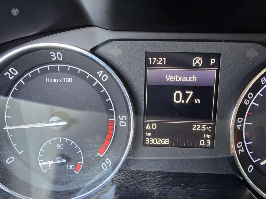 Zils Skoda SuperB 2017 Marijampole, ar dzinēja tilpumu 1.97 L un nobraukumu 330 tūkst. km par 6700 €, foto 18 vietnē AUTOMOTO.COM.LV