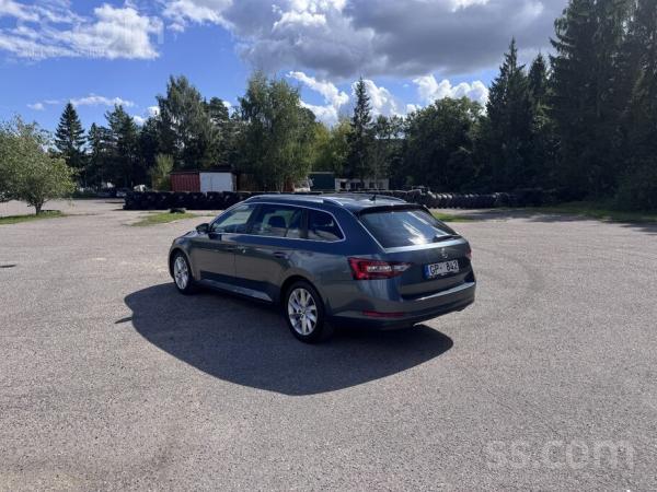 Zils Skoda SuperB 2017 Rīga, ar dzinēja tilpumu 2.00 L un nobraukumu 280 tūkst. km par 9300 €, foto 4 vietnē AUTOMOTO.COM.LV