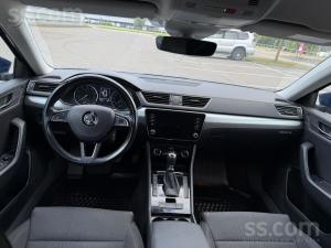 Blue Skoda SuperB 2017 in Riga, with an engine capacity of 1.50 L and mileage of 173 thousand km for 11900 €, photo 10 on AUTOMOTO.COM.LV