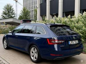 Blue Skoda SuperB 2017 in Vilnius, with an engine capacity of 1.97 L and mileage of 228 thousand km for 10800 €, photo 6 on AUTOMOTO.COM.LV