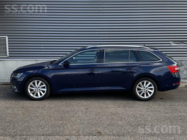 Zils Skoda SuperB 2017 Rīga, ar dzinēja tilpumu 1.40 L un nobraukumu 173 tūkst. km par 11900 €, foto 3 vietnē AUTOMOTO.COM.LV