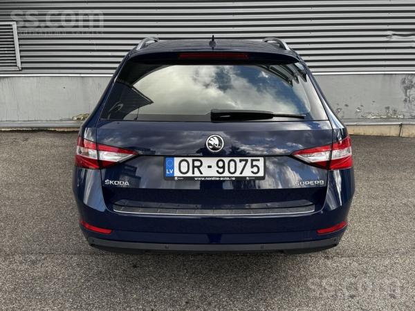 Zils Skoda SuperB 2017 Rīga, ar dzinēja tilpumu 1.40 L un nobraukumu 173 tūkst. km par 11900 €, foto 5 vietnē AUTOMOTO.COM.LV