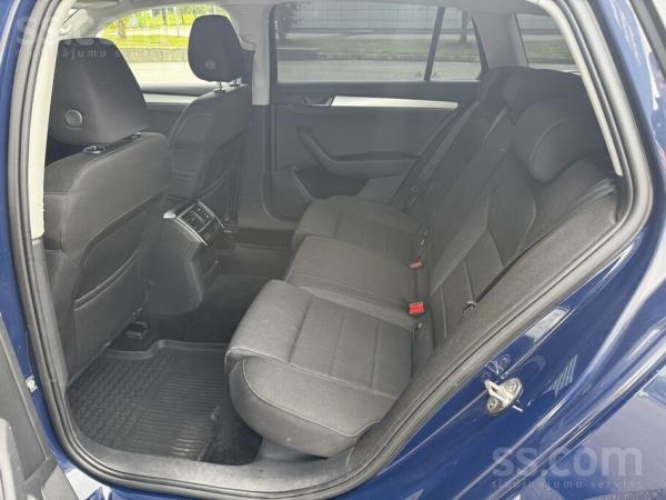 Zils Skoda SuperB 2017 Rīga, ar dzinēja tilpumu 1.40 L un nobraukumu 173 tūkst. km par 11900 €, foto 11 vietnē AUTOMOTO.COM.LV