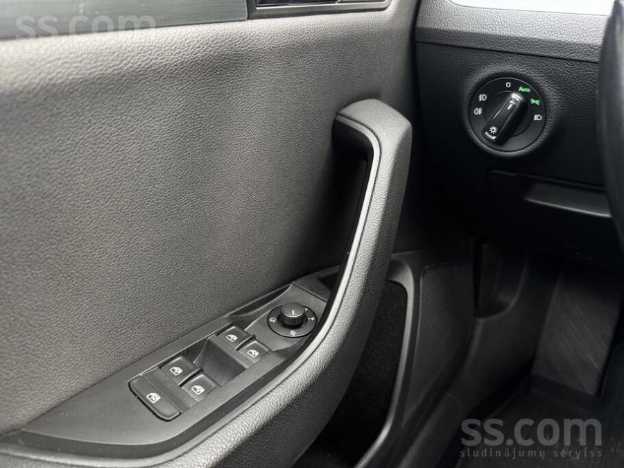 Blue Skoda SuperB 2017 in Riga, with an engine capacity of 1.40 L and mileage of 173 thousand km for 11900 €, photo 24 on AUTOMOTO.COM.LV