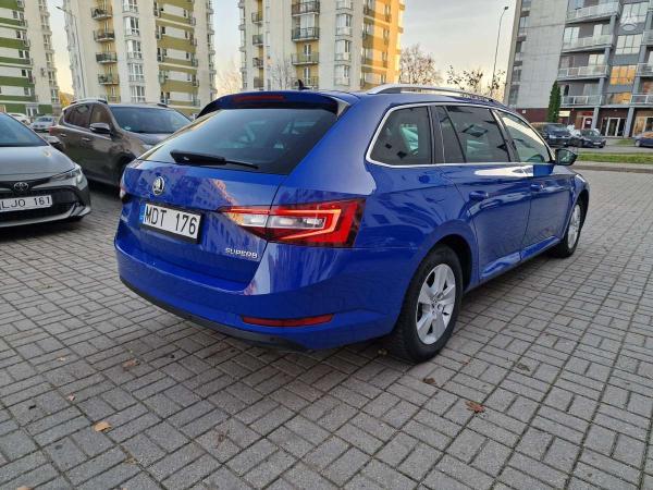 Blue Skoda SuperB 2018 in Vilnius, with an engine capacity of 1.60 L and mileage of 286 thousand km for 8450 €, photo 5 on AUTOMOTO.COM.LV