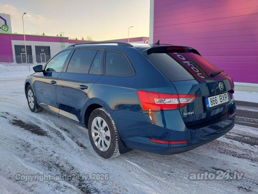 Blue Skoda SuperB 2018 in Tallinn, with an engine capacity of 2.00 L and mileage of 291 thousand km for 12500 €, photo 4 on AUTOMOTO.COM.LV
