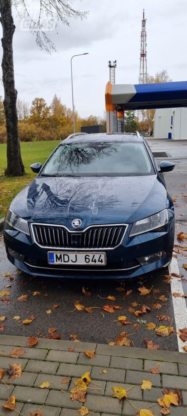 Zils Skoda SuperB 2018 Skuodas, ar dzinēja tilpumu 1.60 L un nobraukumu 261 tūkst. km par 12000 €, foto 1 vietnē AUTOMOTO.COM.LV