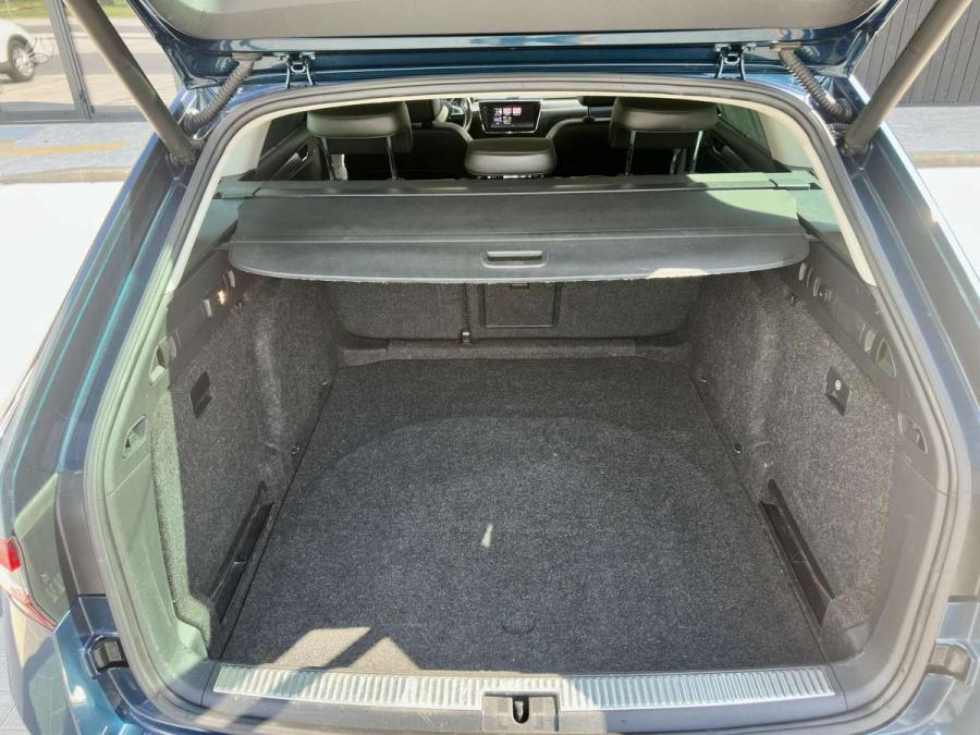 Blue Skoda SuperB 2018 in Siauliai, with an engine capacity of 1.60 L and mileage of 234 thousand km for 11200 €, photo 23 on AUTOMOTO.COM.LV