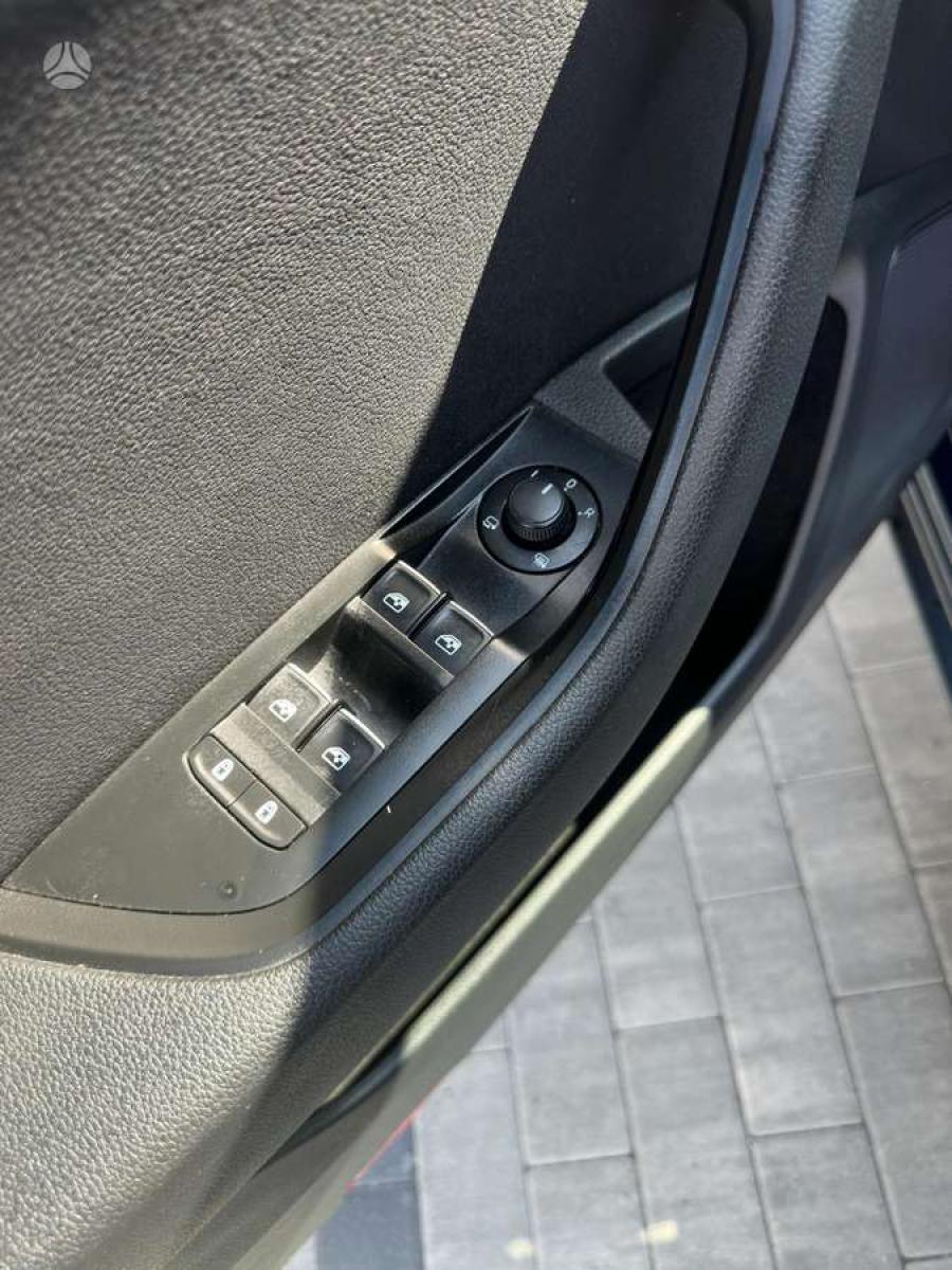 Blue Skoda SuperB 2018 in Siauliai, with an engine capacity of 1.60 L and mileage of 234 thousand km for 11200 €, photo 34 on AUTOMOTO.COM.LV
