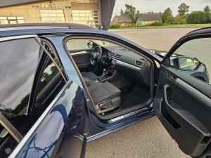 Blue Skoda SuperB 2018 in Kursenai, with an engine capacity of 1.40 L and mileage of 203 thousand km for 14000 €, photo 11 on AUTOMOTO.COM.LV