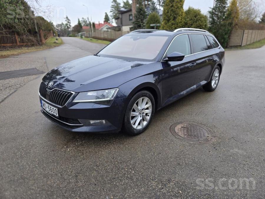 Zils Skoda SuperB 2018 Rīga, ar dzinēja tilpumu 2.00 L un nobraukumu 305 tūkst. km par 9500 €, foto 1 vietnē AUTOMOTO.COM.LV
