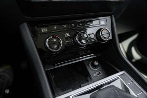 Blue Skoda SuperB 2019 in Vilnius, with an engine capacity of 1.60 L and mileage of 214 thousand km for 12000 €, photo 16 on AUTOMOTO.COM.LV