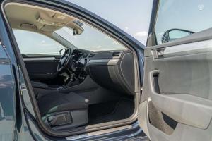Blue Skoda SuperB 2019 in Vilnius, with an engine capacity of 1.60 L and mileage of 214 thousand km for 12000 €, photo 29 on AUTOMOTO.COM.LV
