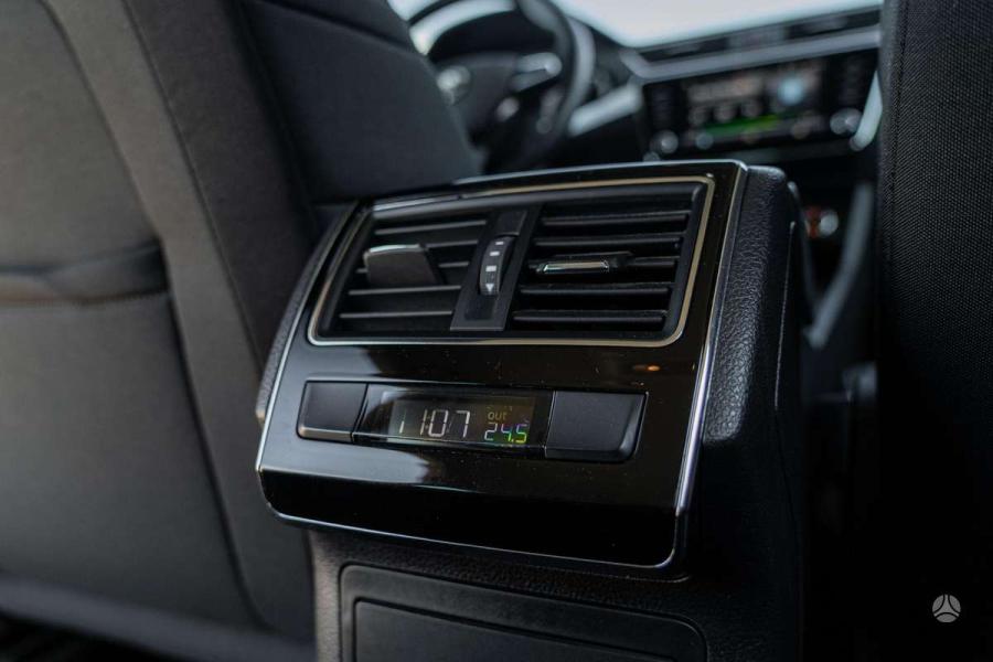 Blue Skoda SuperB 2019 in Vilnius, with an engine capacity of 1.60 L and mileage of 214 thousand km for 12000 €, photo 33 on AUTOMOTO.COM.LV