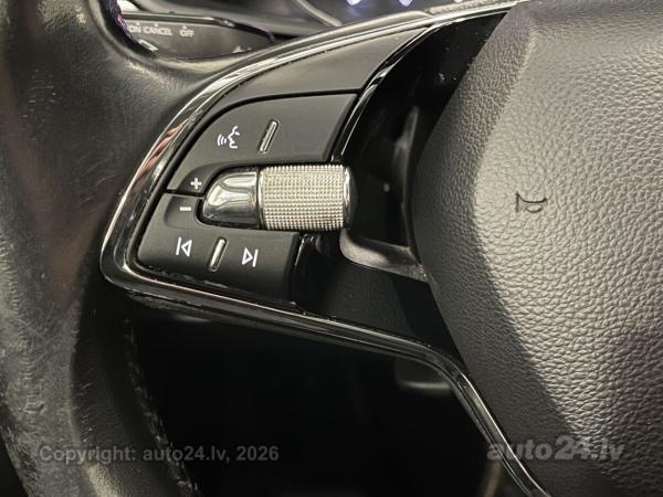 Zils Skoda SuperB 2020 Tallina, ar dzinēja tilpumu 2.00 L un nobraukumu 250 tūkst. km par 12900 €, foto 11 vietnē AUTOMOTO.COM.LV