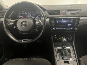 Zils Skoda SuperB 2020 Tallina, ar dzinēja tilpumu 2.00 L un nobraukumu 248 tūkst. km par 12900 €, foto 11 vietnē AUTOMOTO.COM.LV