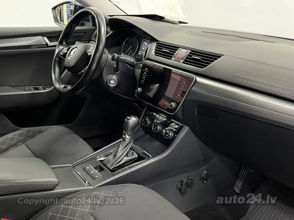 Zils Skoda SuperB 2020 Tallina, ar dzinēja tilpumu 2.00 L un nobraukumu 228 tūkst. km par 12900 €, foto 3 vietnē AUTOMOTO.COM.LV