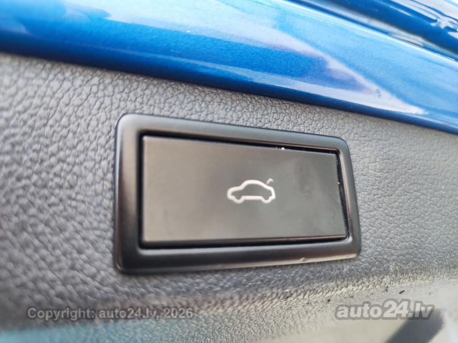 Blue Skoda SuperB 2020 in Tartu, with an engine capacity of 2.00 L and mileage of 139 thousand km for 20990 €, photo 7 on AUTOMOTO.COM.LV