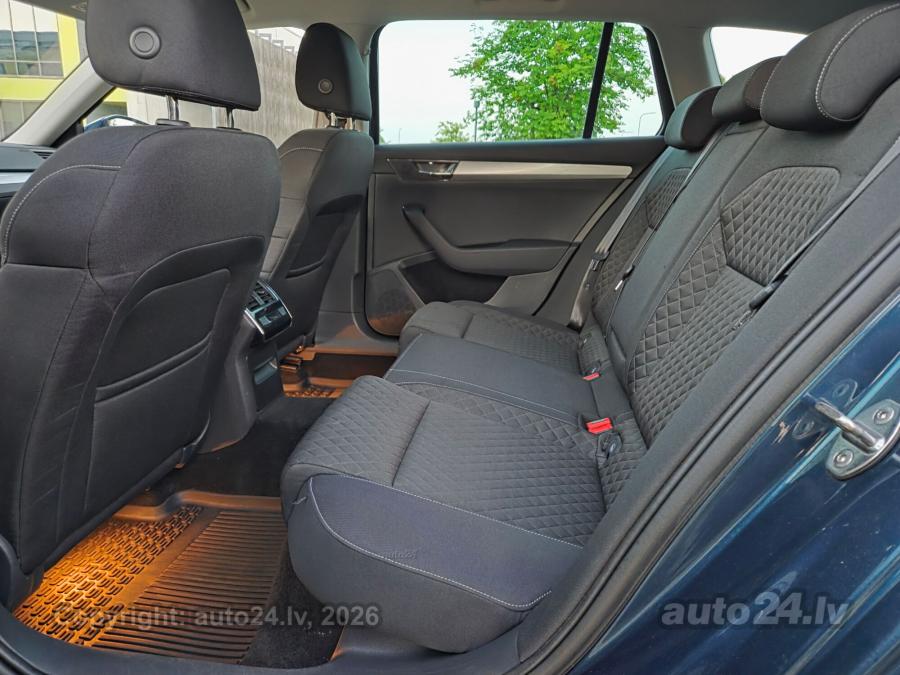 Zils Skoda SuperB 2020 Tallina, ar dzinēja tilpumu 2.00 L un nobraukumu 127 tūkst. km par 17900 €, foto 11 vietnē AUTOMOTO.COM.LV