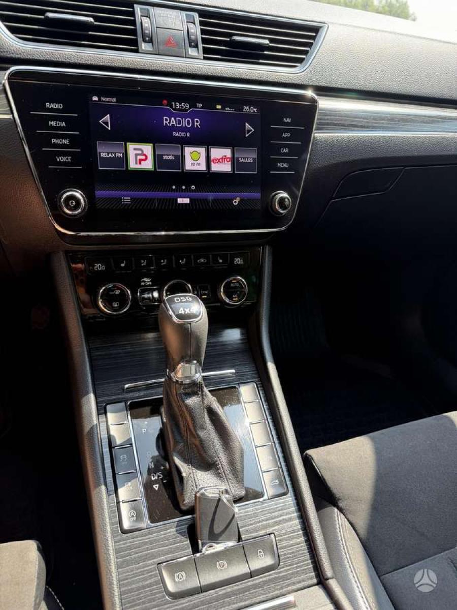 Zils Skoda SuperB 2020 Kelmė, ar dzinēja tilpumu 1.97 L un nobraukumu 333 tūkst. km par 11900 €, foto 14 vietnē AUTOMOTO.COM.LV