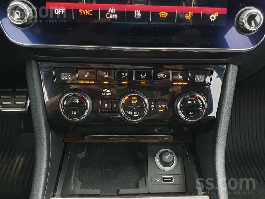 Zils Skoda SuperB 2020 Rīga, ar dzinēja tilpumu 2.00 L un nobraukumu 115 tūkst. km par 24900 €, foto 31 vietnē AUTOMOTO.COM.LV