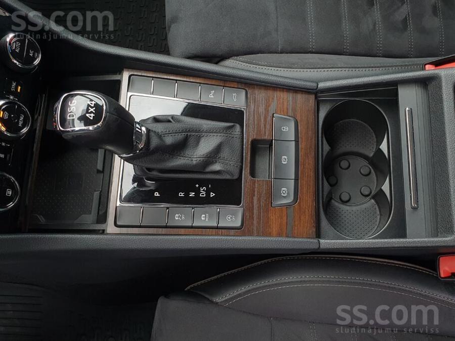 Zils Skoda SuperB 2020 Rīga, ar dzinēja tilpumu 2.00 L un nobraukumu 115 tūkst. km par 24900 €, foto 32 vietnē AUTOMOTO.COM.LV