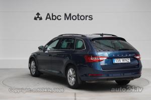 Zils Skoda SuperB 2020 Tallina, ar dzinēja tilpumu 2.00 L un nobraukumu 127 tūkst. km par 19890 €, foto 7 vietnē AUTOMOTO.COM.LV