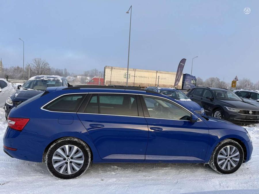 Zils Skoda SuperB 2021 Viļņa, ar dzinēja tilpumu 1.40 L un nobraukumu 81 tūkst. km par 17850 €, foto 7 vietnē AUTOMOTO.COM.LV
