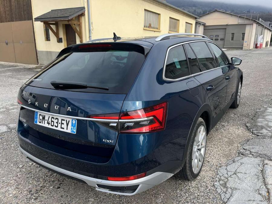 Blue Skoda SuperB 2021 in Taurage, with an engine capacity of 1.97 L and mileage of 350 thousand km for 15500 €, photo 5 on AUTOMOTO.COM.LV