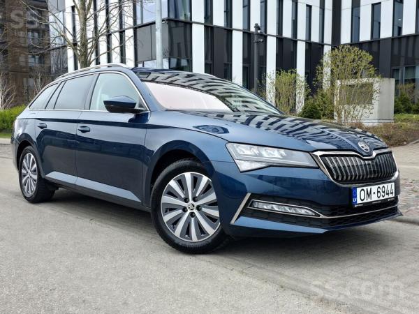 Blue Skoda SuperB 2021 in Riga, with an engine capacity of 1.40 L and mileage of 110 thousand km for 20990 €, photo 1 on AUTOMOTO.COM.LV