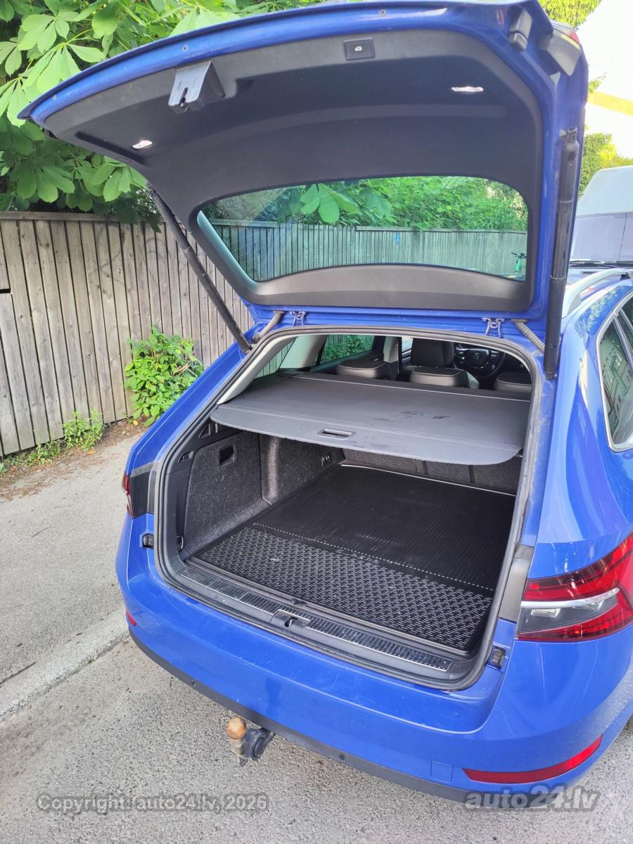 Blue Skoda SuperB 2021 in Tallinn, with an engine capacity of 2.00 L and mileage of 138 thousand km for 22900 €, photo 17 on AUTOMOTO.COM.LV