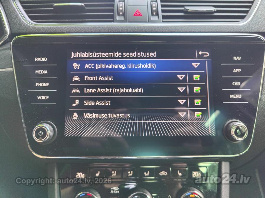Blue Skoda SuperB 2021 in Tallinn, with an engine capacity of 2.00 L and mileage of 138 thousand km for 22900 €, photo 20 on AUTOMOTO.COM.LV